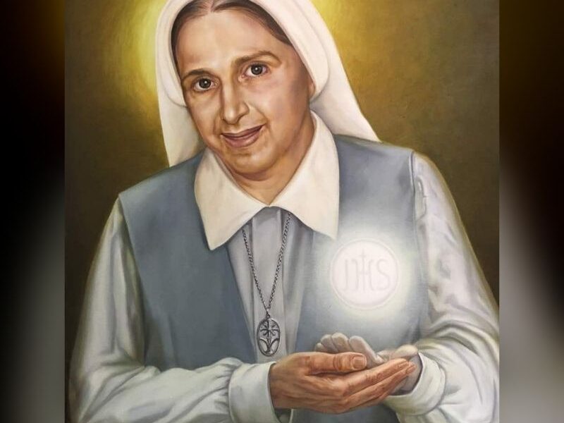 Los milagros que llevarán a Carmen Rendiles a su canonización ...